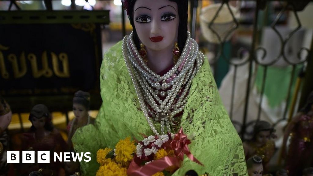 Thai police called in to take on village's female ghost - BBC News