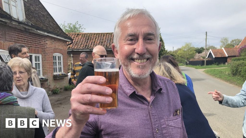 Community-bought Framsden pub unveils new name - BBC News
