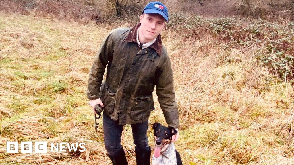Tribute paid to Ben Mason from Liskeard who died in crash - BBC News
