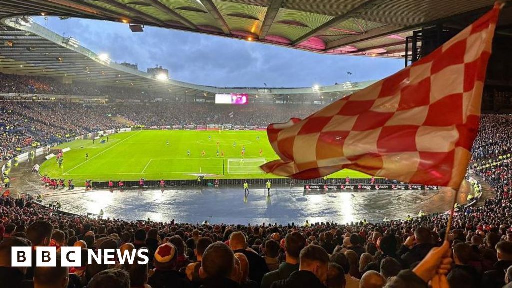 Aberdeen fan suffers serious injuries in league cup final attack - BBC News