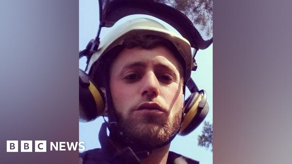 Surrey: Fraction of tool theft reports to police lead to arrests - BBC News