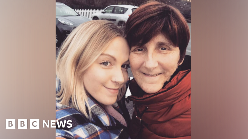 'My mum died - this is how I cope with grief after Christmas'
