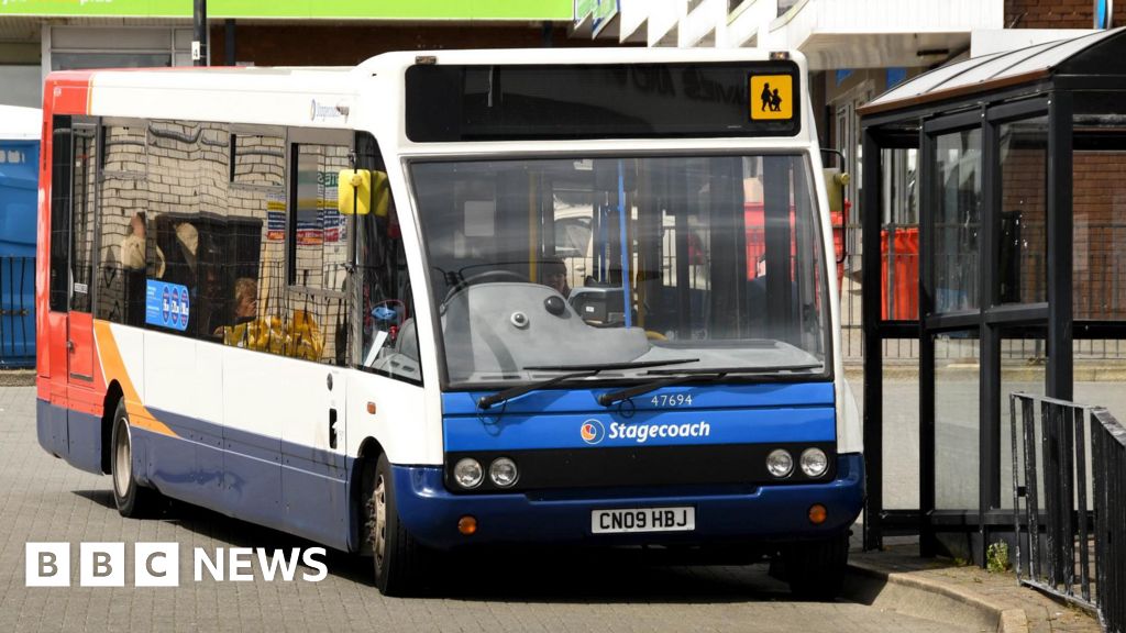 Stagecoach bus drivers in the Highland and Orkney back strike action - BBC News