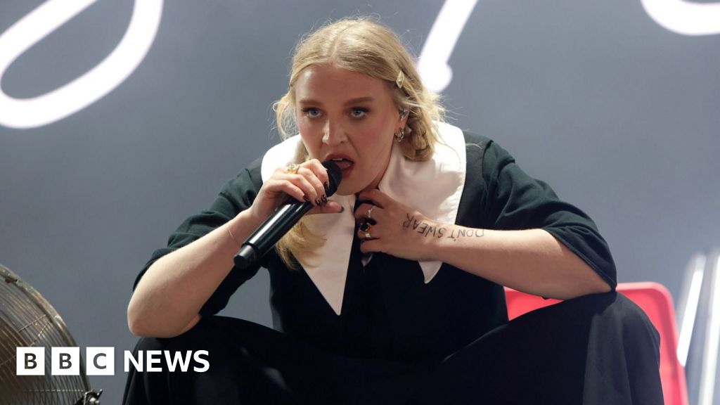 'Butterflies at the start of a relationship aren't a good thing' - BBC News