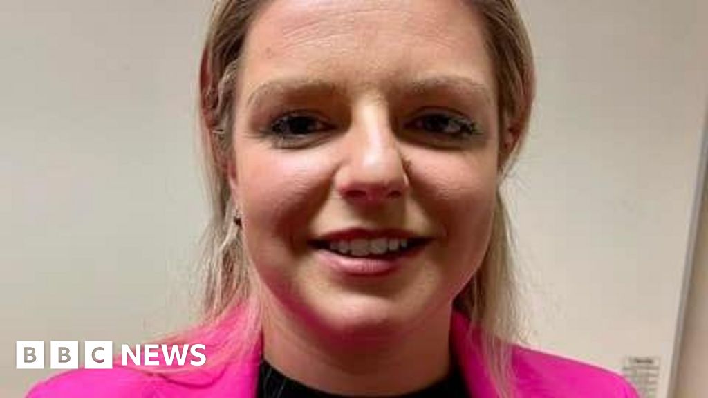 Conservatives name Hannah Campbell as Telford election candidate - BBC News