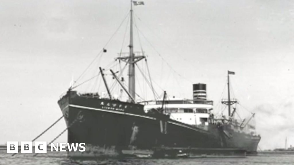 Memorial to 800 British WW2 PoWs killed in Japanese cargo ship - BBC News