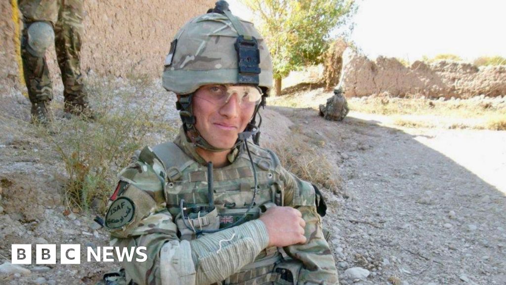 Former Derby soldier hiking for armed forces charity