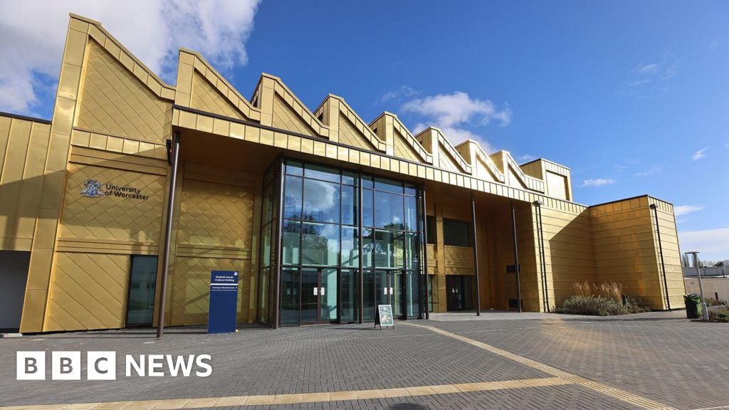 University of Worcester hub to research female sport injuries