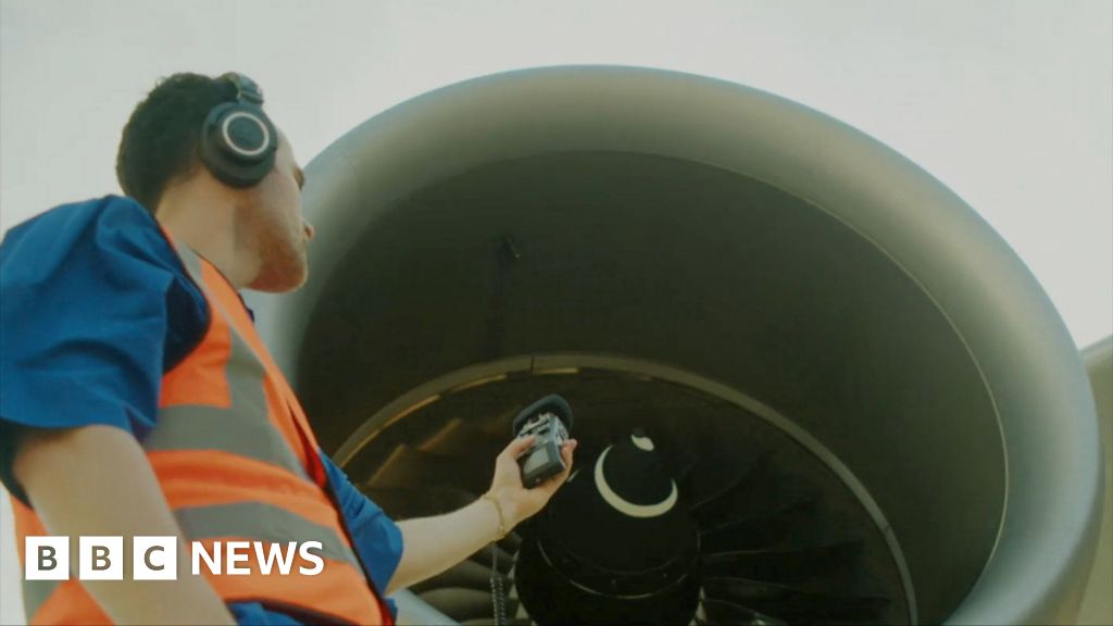 Jordan Rakei: Heathrow teams up with Grammy-nominated artist - BBC News