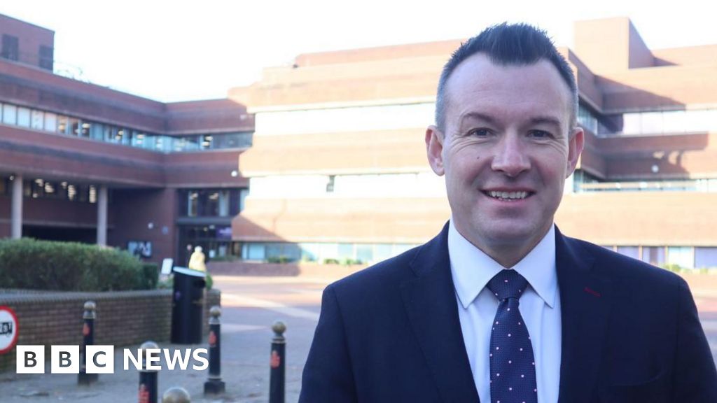 MP urges Tettenhall A41 junction rethink MP urges Tettenhall A41 junction rethink