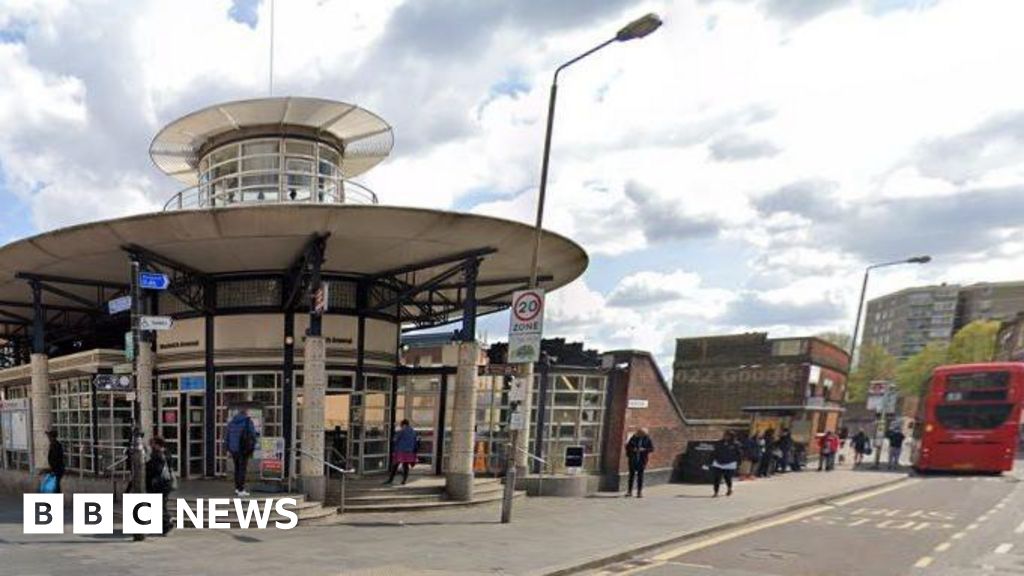 Woolwich Arsenal: Bus driver guilty over death of pedestrian