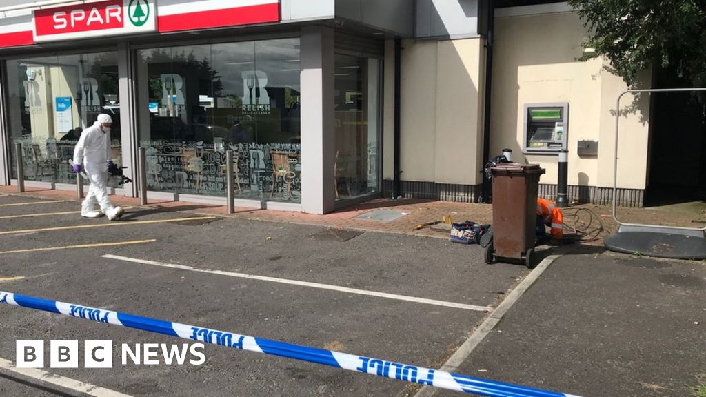 ATM thefts: Robbery attempt in Enniskillen foiled - BBC News