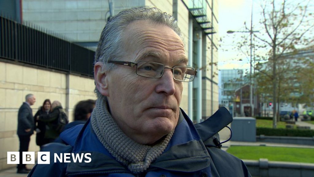 DUP bluffing over Tory deal warning, says Gerry Kelly - BBC News