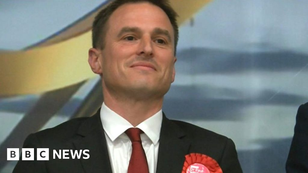 Stockton South: MP Paul Williams ousts Conservative - BBC News