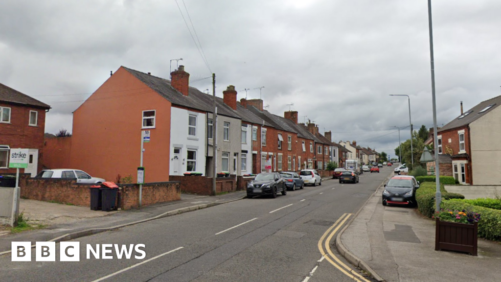 Motorcyclist dies after crash with two cars in Underwood - BBC News