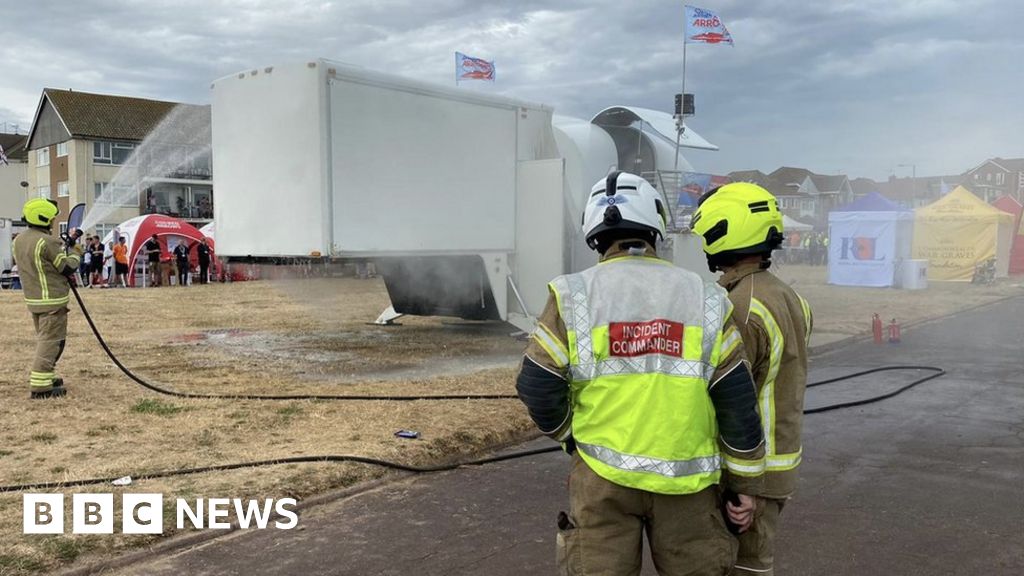 Clacton Airshow: Flights 'unaffected' after simulator catches fire ...