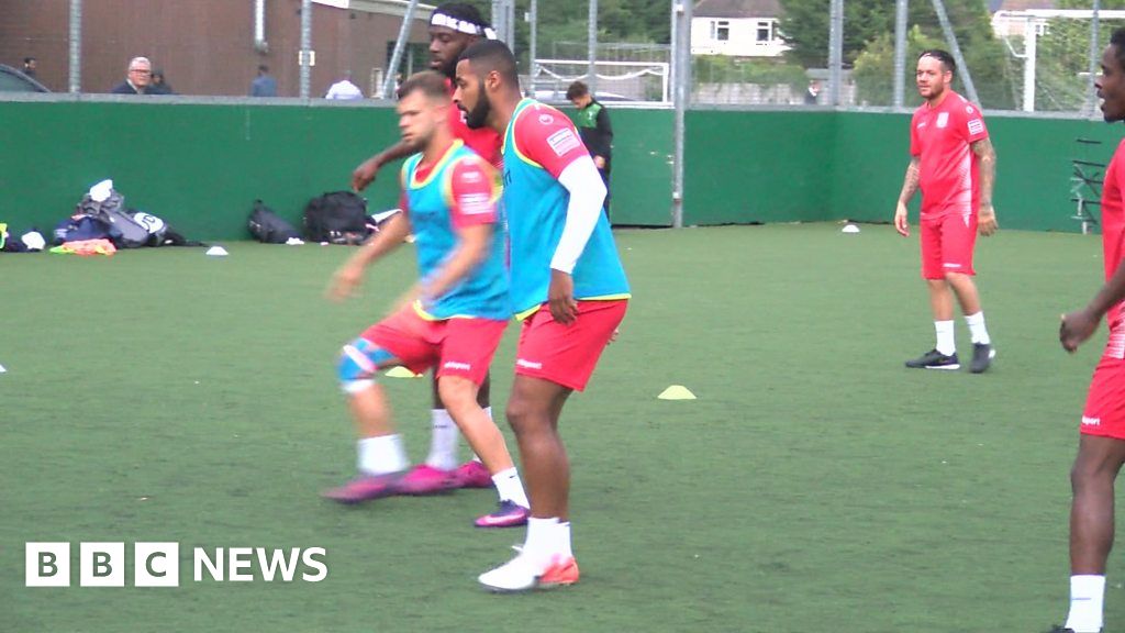 England's Socca World Cup team grew up on estates - BBC News