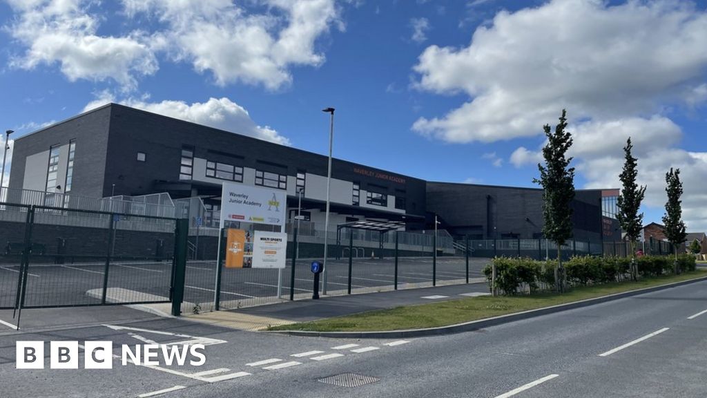 Oversubscribed Rotherham school to expand by 210 places - BBC News