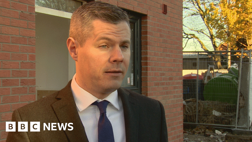 Minister Mackay calls on chancellor to give 'single market certainty ...