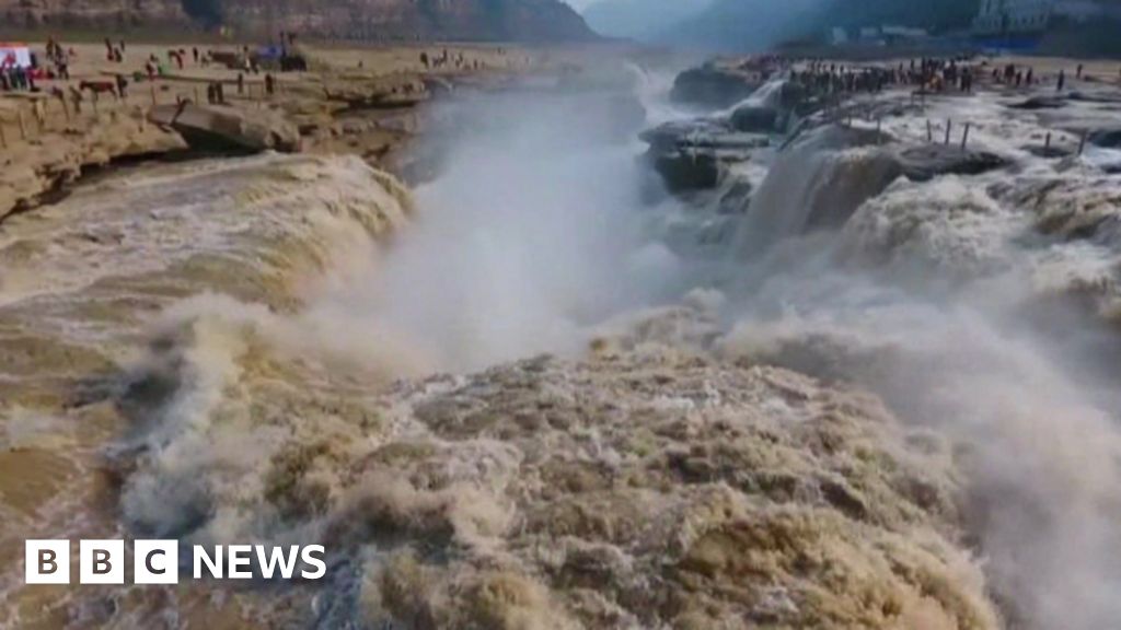 Hukou Waterfall in north China dazzles in aerial footage - BBC News