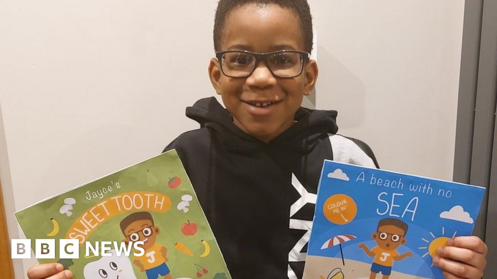 World Book Day: Jayce Joyce, four, publishes two books - BBC News