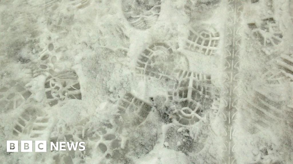 Footprints in snow help Preston police identify suspects