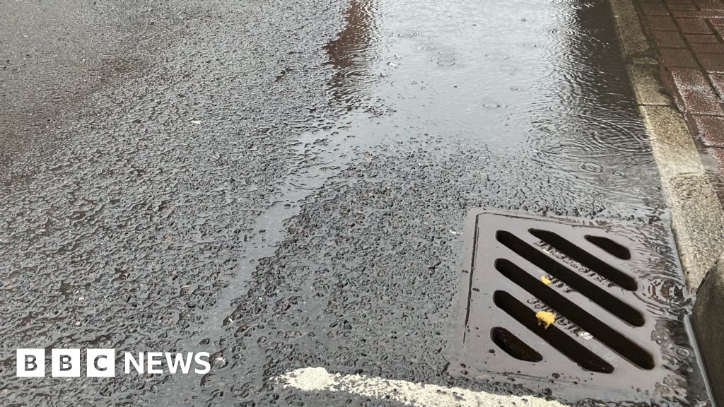 Anger as Salford broken drains cause frequent flooding - BBC News