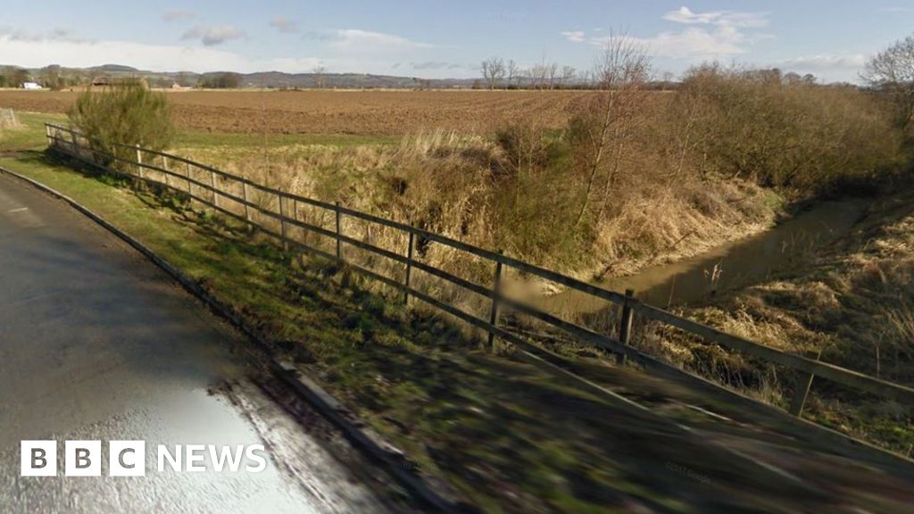 Man dies after being pulled from burn near Errol