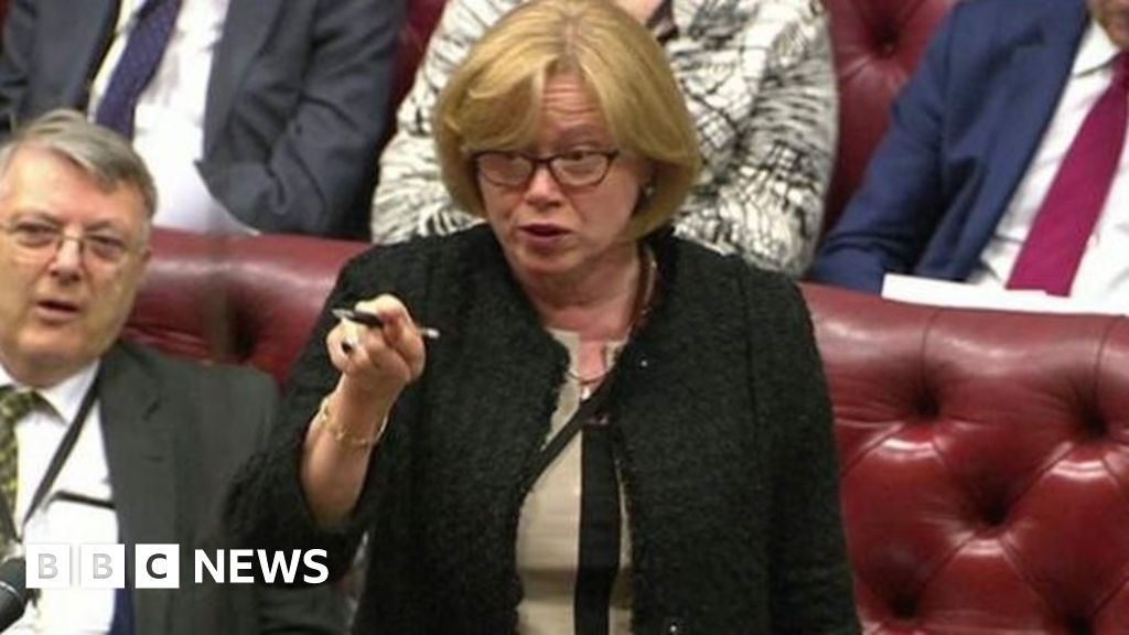 Brexit bill: Highlights from Parliament - BBC News