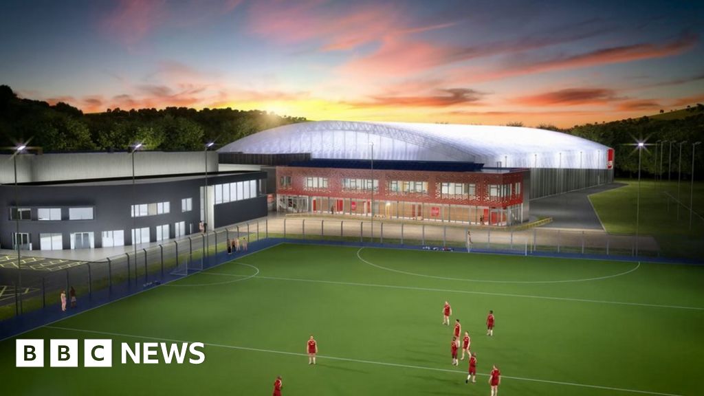 £15m Pontypridd sports park to open despite mine discovery - BBC News