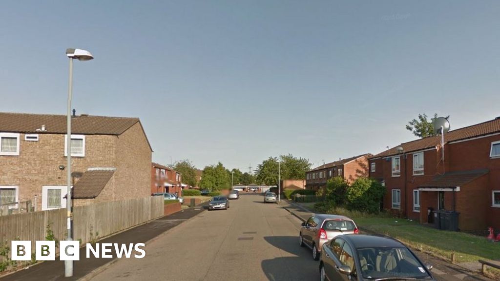 Man critically hurt in street stabbing in Nechells - BBC News
