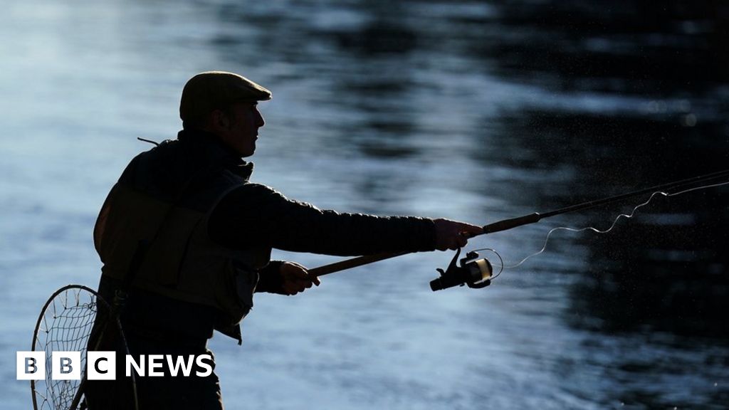 Isle of Man freshwater anglers face 10% licence fee hike - BBC News