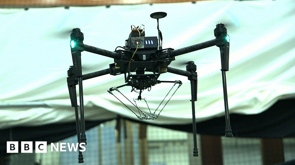 The drone inspired by spiders - BBC News
