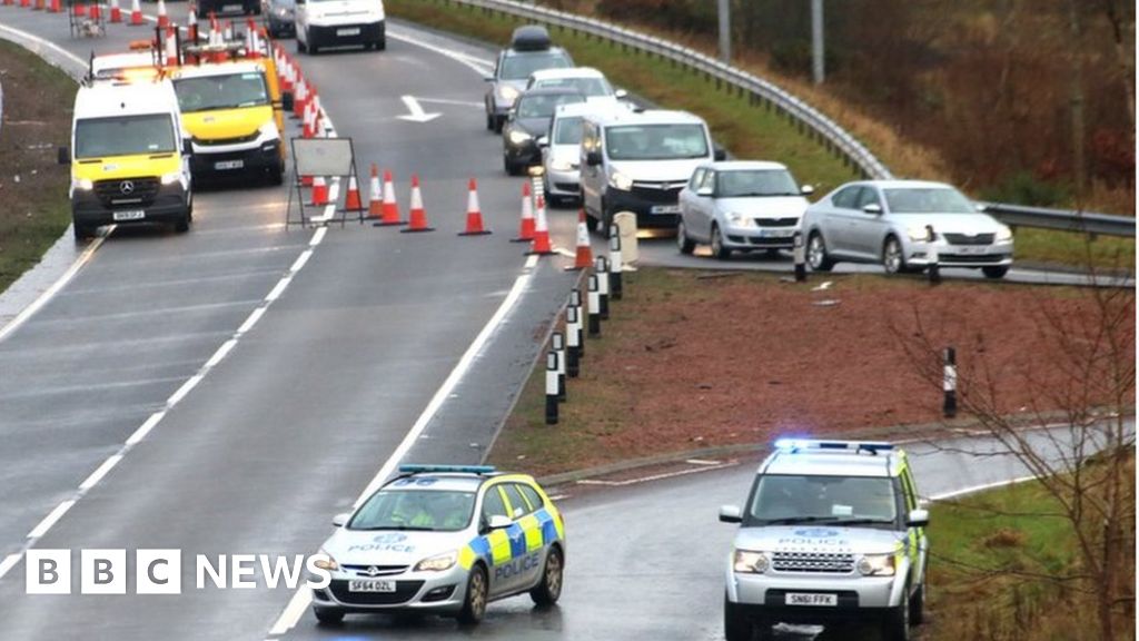 Stirling teenager dies after car leaves the A9 - BBC News