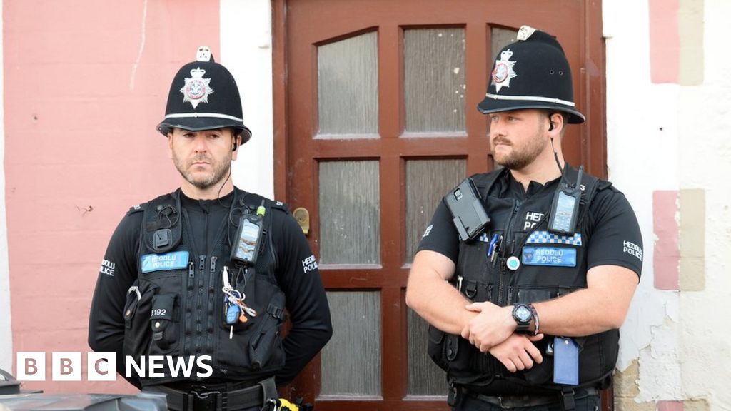 Cardiff's Samata Ullah in court on terror charges - BBC News