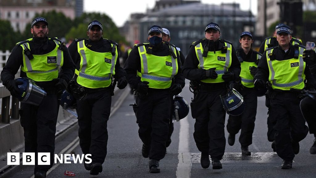 Newspaper headlines: 'Shameful' protests and plans to help economy ...