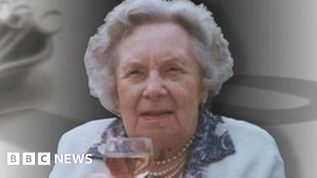 News Daily: Hospital deaths report due and US quits UN council