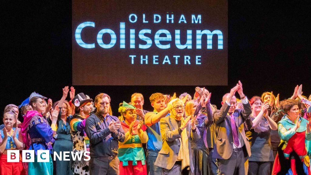 Oldham Coliseum: Historic theatre stages final act after funding cut