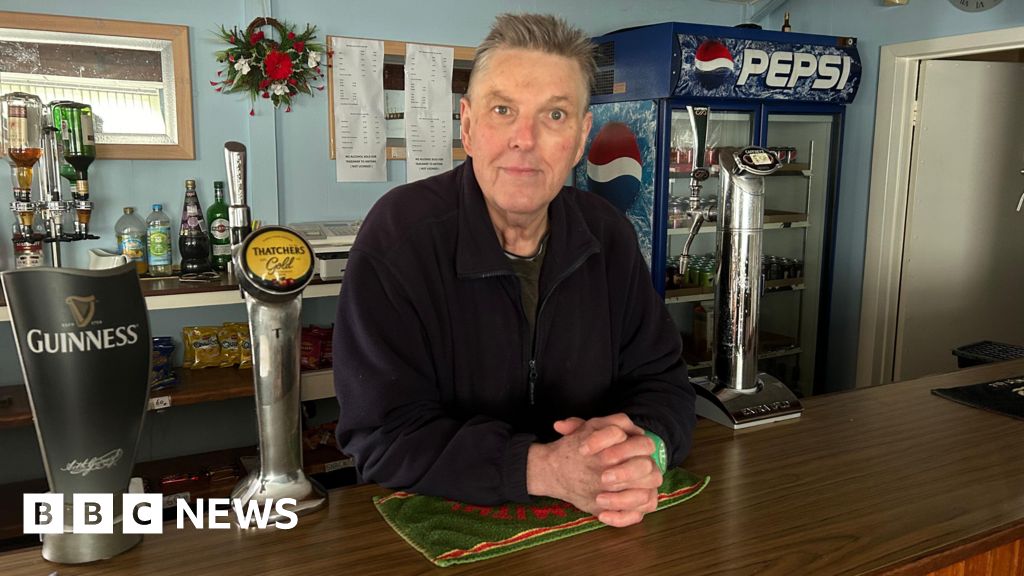 Worcestershire social club blames lost income on energy switch - BBC News