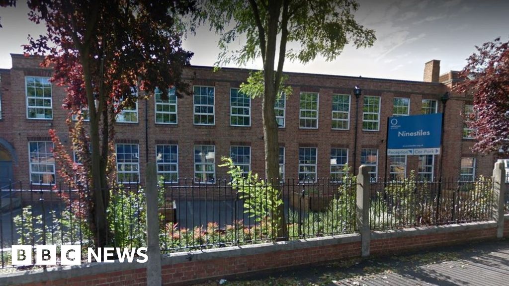 Ninestiles school to enforce 'silent corridor' rule