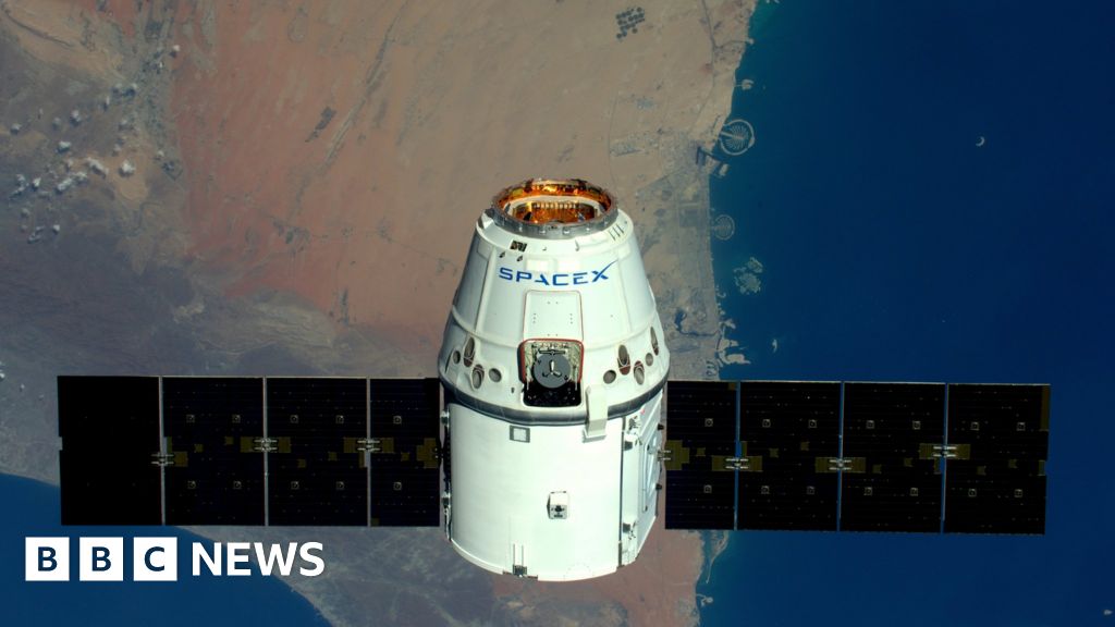 SpaceX aims to launch internet from space - BBC News