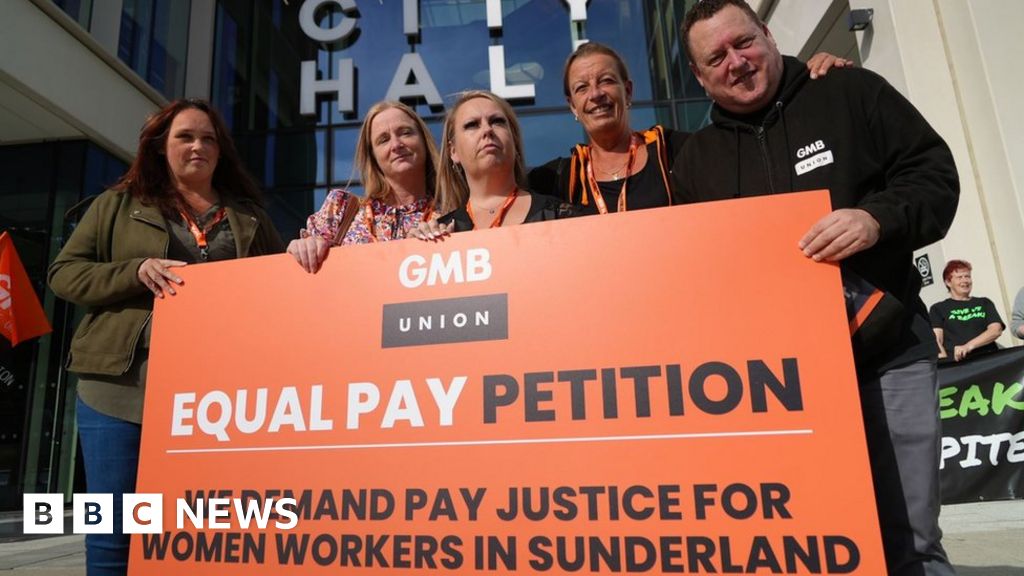 Care workers accuse Sunderland council of pay discrimination