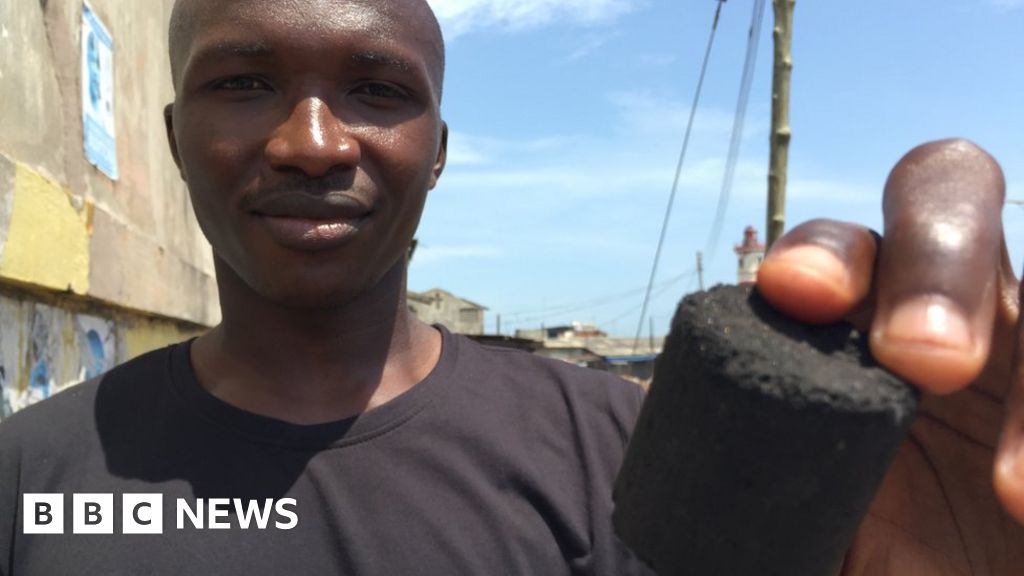 COP21: Ghana's green energy gamble on 'poo-power' - BBC News