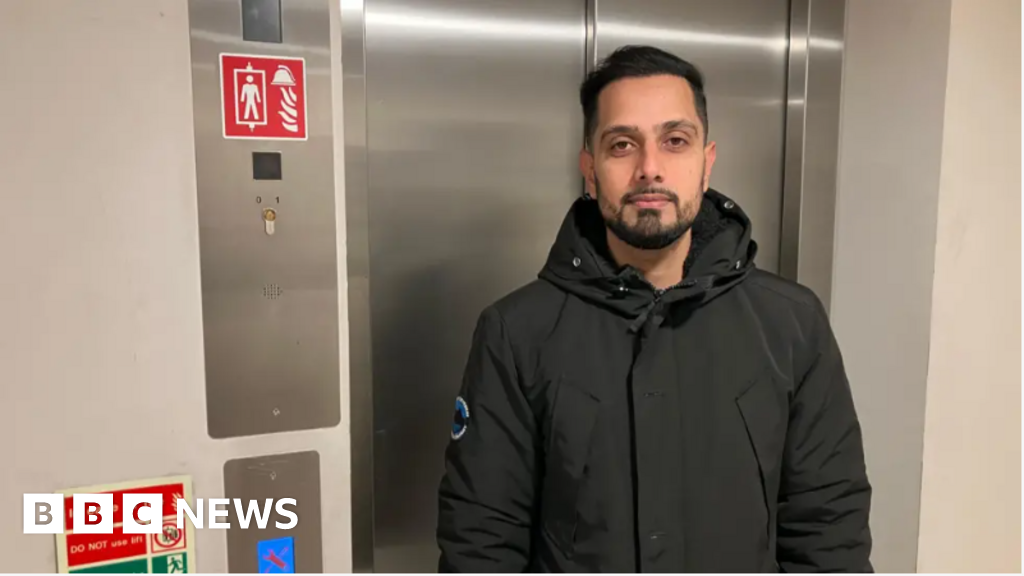 Slough flats residents 'imprisoned' over lift and sewage issues