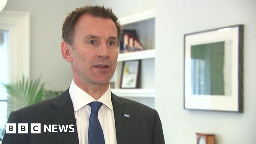 Jeremy Hunt: Junior doctors offered 'a fair deal' - BBC News