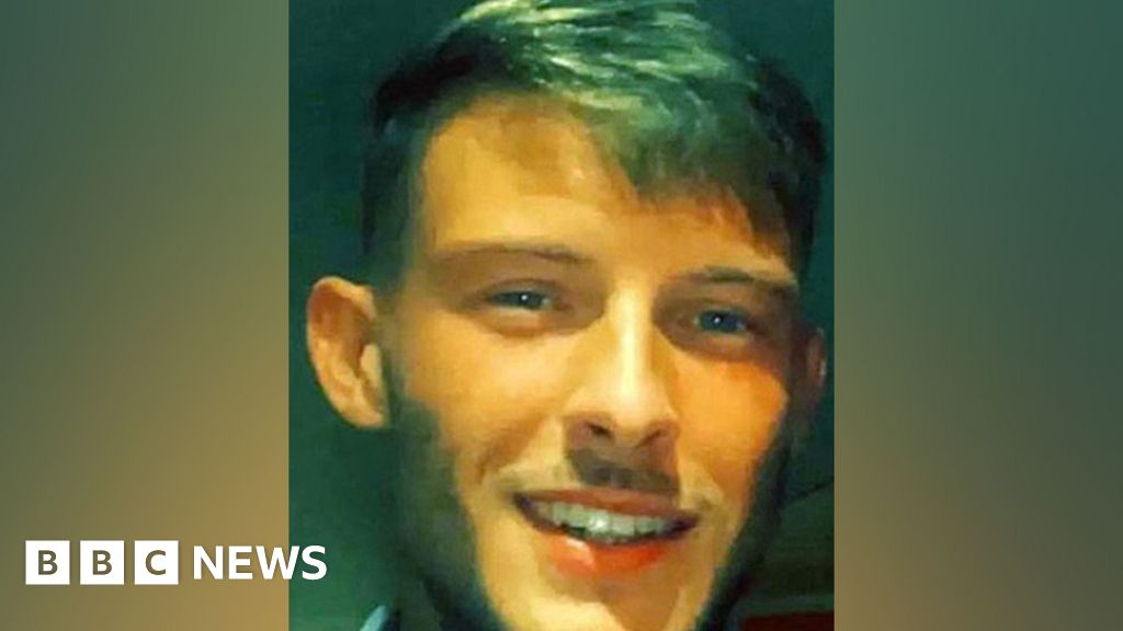 Harworth: Police name man killed in double fatal car crash Harworth: Police name man killed in double fatal car crash