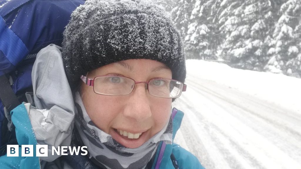 Ursula Martin completes 5,000-mile Ukraine to Wales walk - BBC News