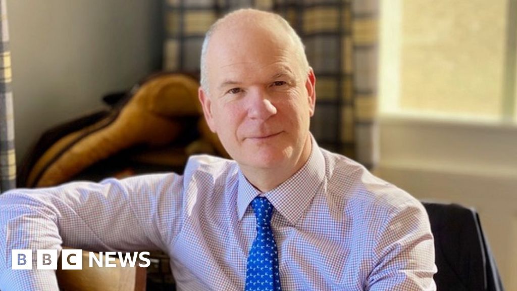 Elections 2021: Mark Shelford elected as Avon and Somerset's PCC - BBC News