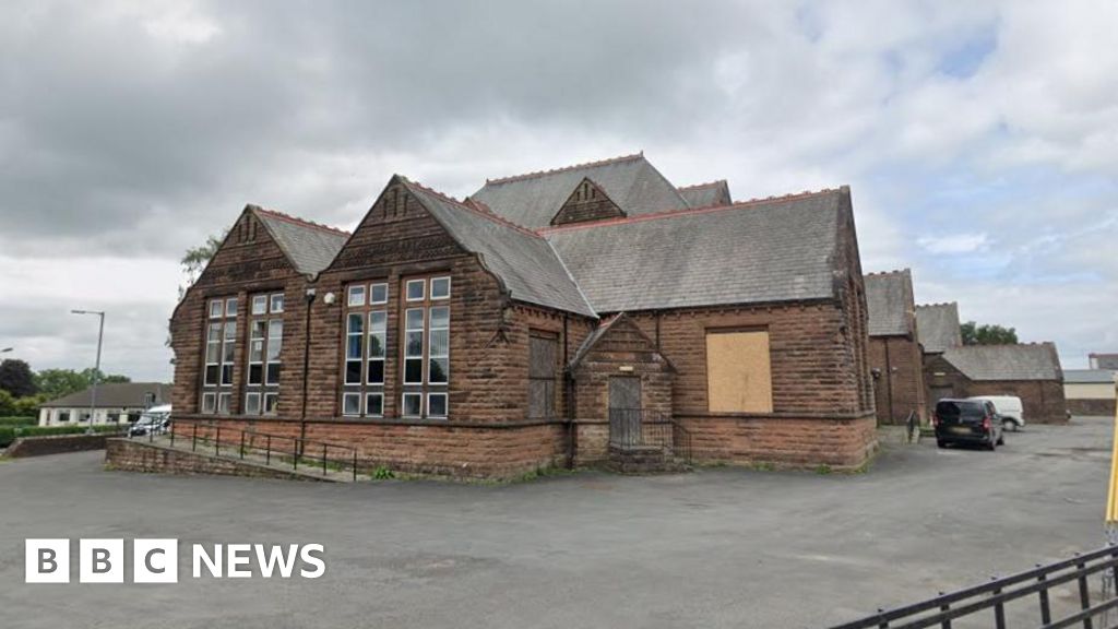 Lockerbie school conversion approval advised despite opposition - BBC News