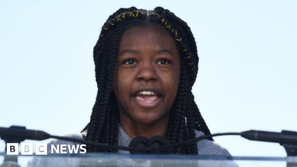 March For Our Lives: 'Chicago goes through this every day' - BBC News